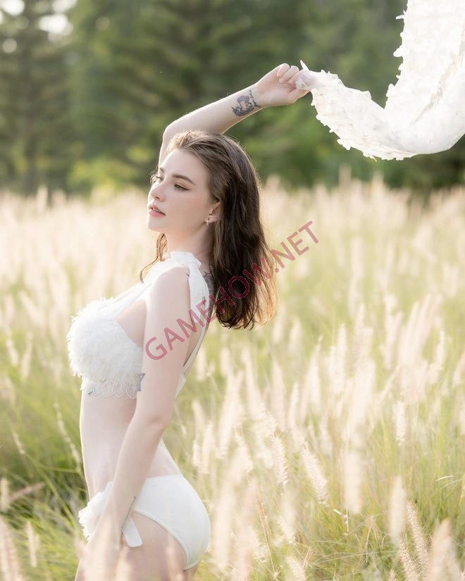 Jessie Vard là ai? Sự nghiệp người mẫu nội y nổi tiếng với vẻ đẹp thoát tục